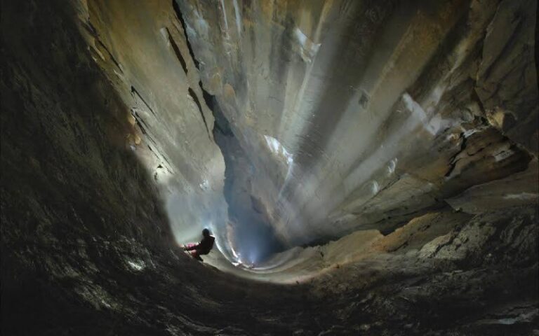Descubre la fascinante formación de una torca