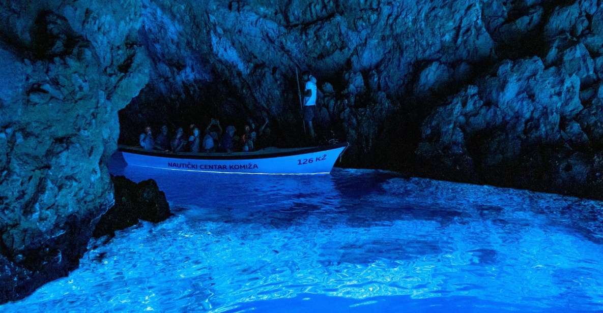 Descubre la ubicación de la mágica Cueva Azul en un solo click